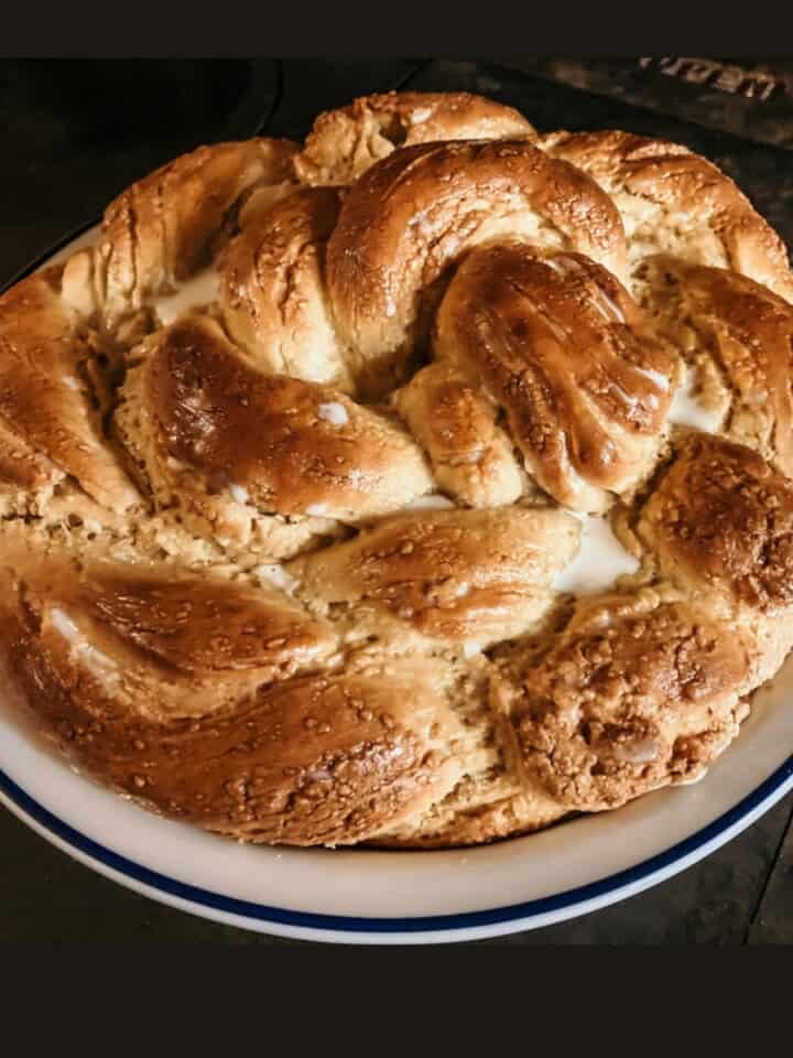 Kolach, Колач: Ukrainian Bread Recipe from the Breadbasket of Europe ...